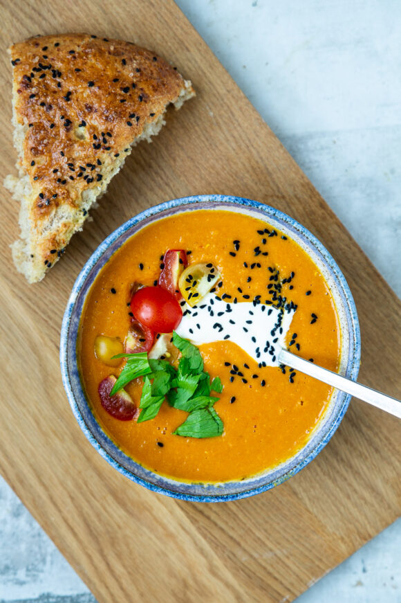 Linsesuppe med kokosmælk - opskrift på skøn skøn suppe med linser