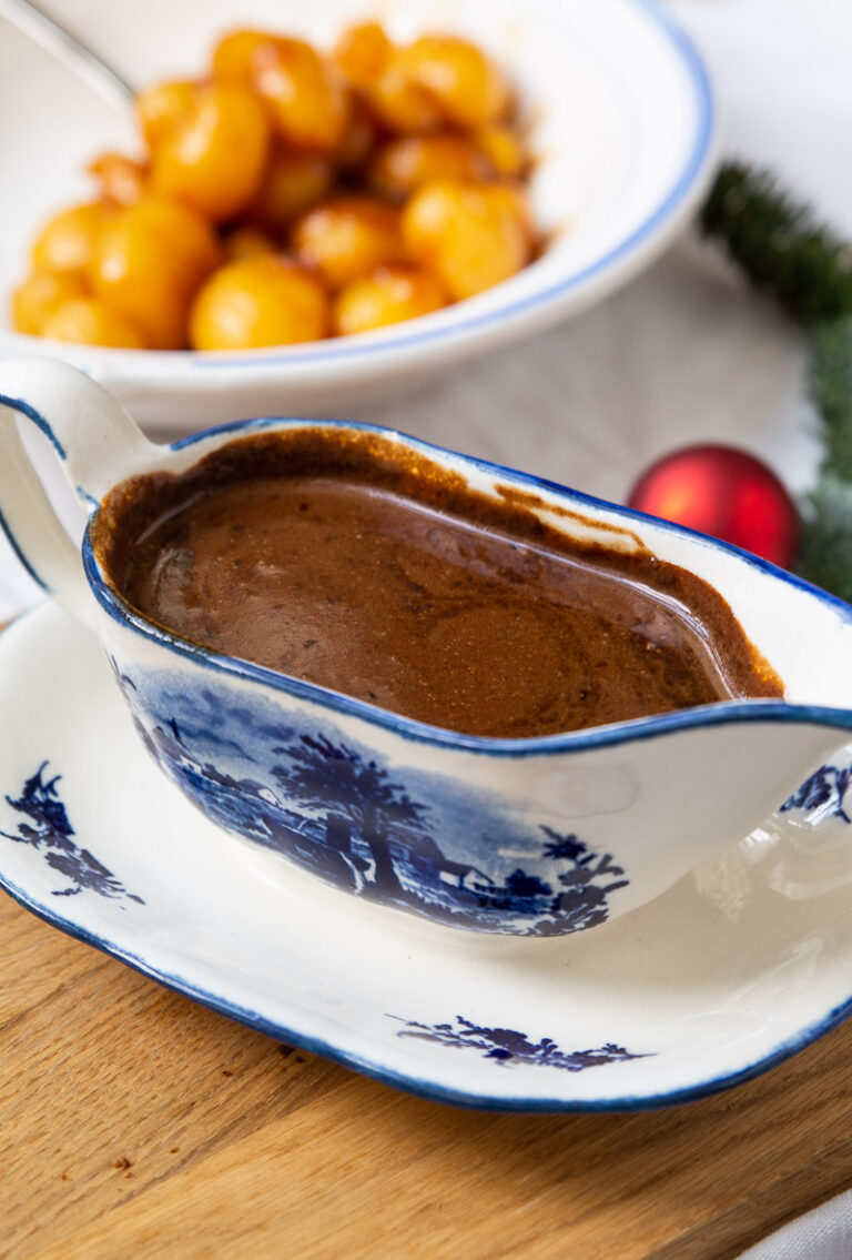 Vegetarisk brun sovs - den perfekte julesauce - Stinna