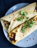 Mexicanske pandekager med bønnefyld - vegetarisk hverdagsmad - Stinna