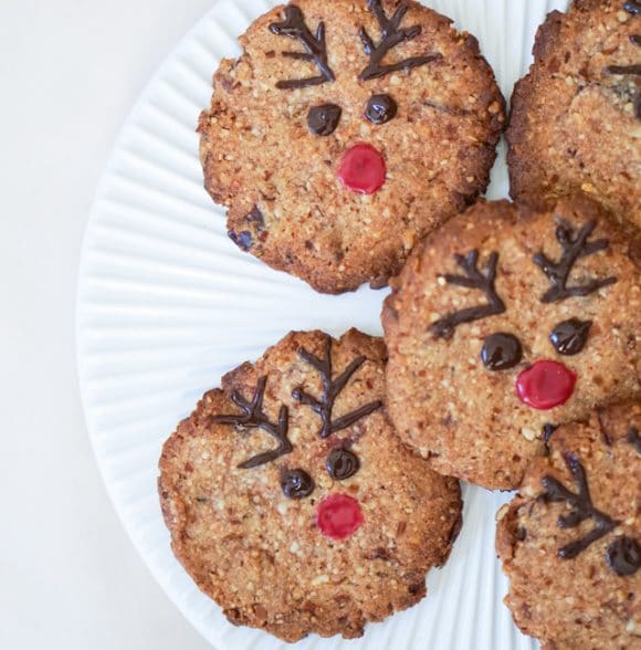 Sunde julecookies - med mandler, dadler, kanel og appelsinskal (vegansk)