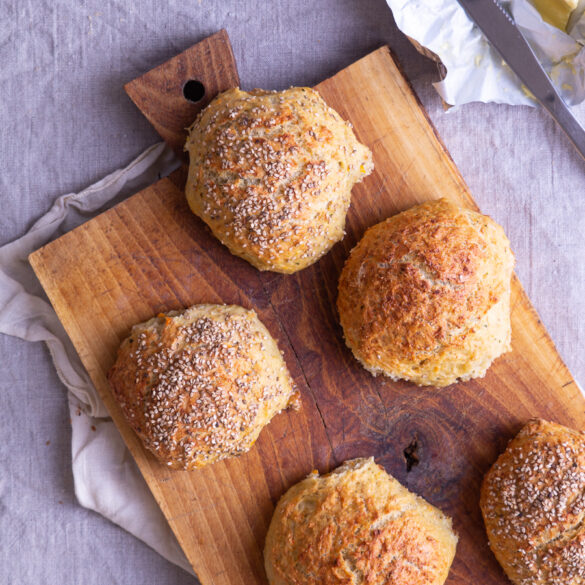 Boller med grøntsager | nemme boller med blomkål, squash og gulerod