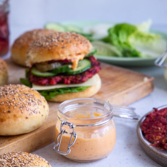 Burgerdressing | opskrift på hjemmelavet dressing til burger