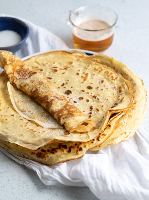 Pandekager - opskrift på søde gammeldags pandekager - Stinna