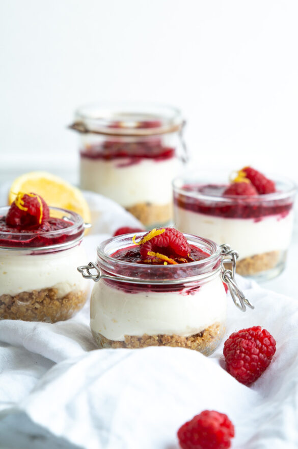 Rabarberkompot - opskrift på nem og skøn kompot med rabarber - Stinna