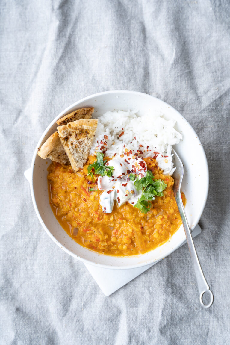 Indisk dahl med grøntsager | indisk vegetarret med grøntsager