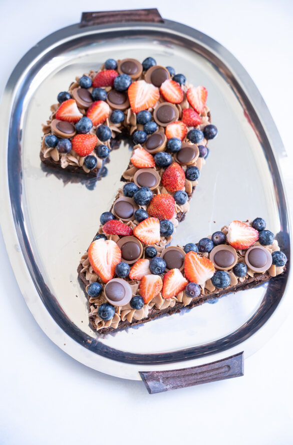 Talkage | opskrift på talkage med browniebund og chokoladecreme