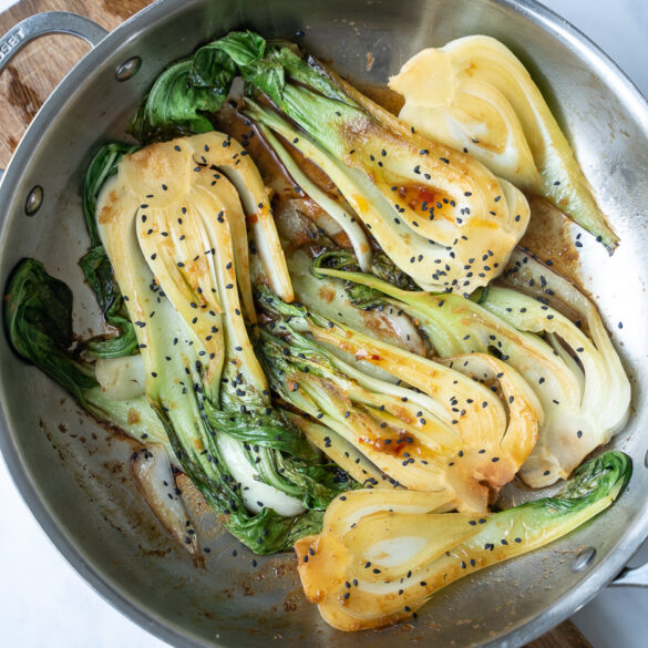 Stegt pak choy - opskrift på bok choy med ingefær og hvidløg