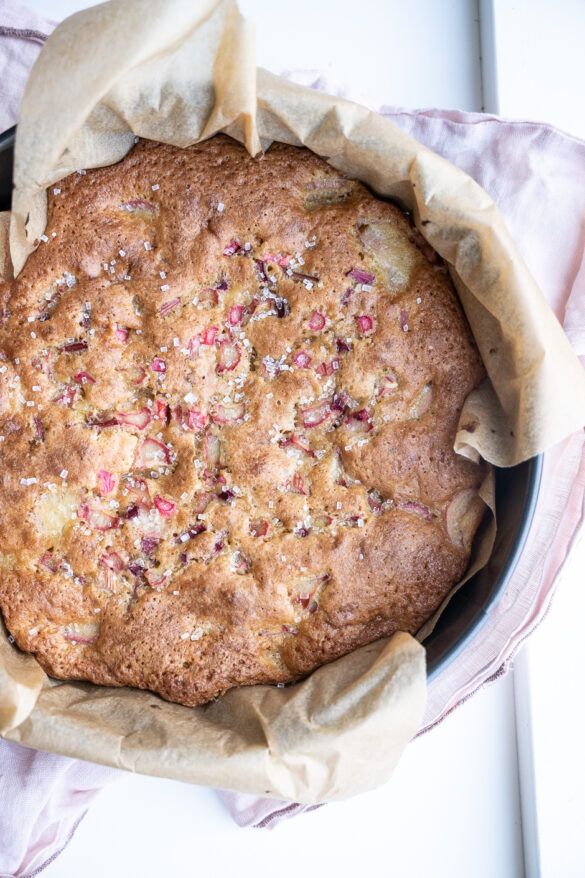 Den bedste rabarberkage - nem kage med rabarber